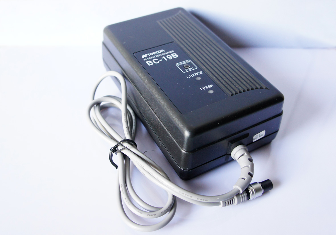 BC-19B Portable Charger For Topcon Surveying Instruments - Nerben.com